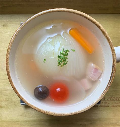 スープカフェすうぷ 616木本日のスープ ⭐︎ペコロスとベーコンのスープ