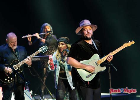 Colin Hay Sheila Gonzalez Cecilia Noel And San Miguel Perez Of Men