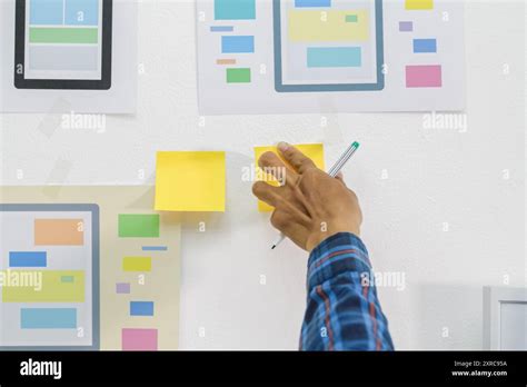 Smooth Focus Group Of Web Designers Are Working Together To Develop