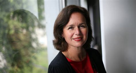 Speech Nicole Stolk Confessions Of A Central Bank Cyber Director De Nederlandsche Bank