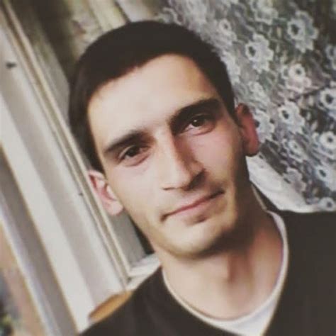 Aopolaticwdjylsvvq01nwy Rnxkjiez7w9bpqe3wis2ya S900 C K C0x00ffffff No Rj