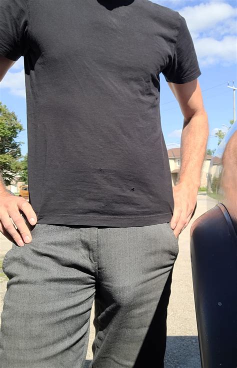 I Love These Thin Shorts In Hot Weather R Bulges