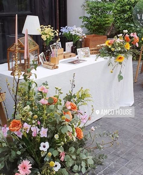 Wedding Registration Table Setup
