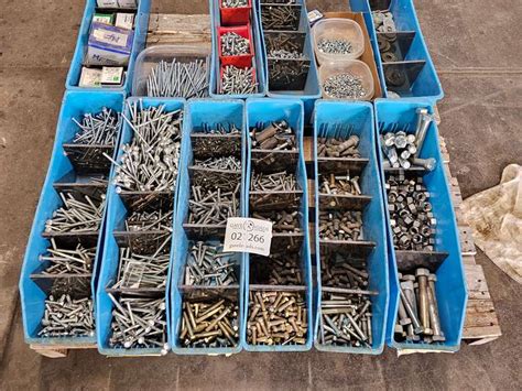 Pallet Of Mostly New Assorted Machine Screwsnutsboltswashers Gavel