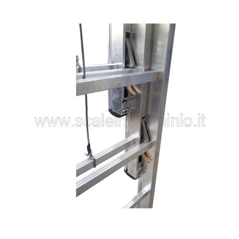 Scala In Alluminio Con Argano Di Sollevamento 3 Rampe 12 Gradini Altezza Massima Metri 8 9