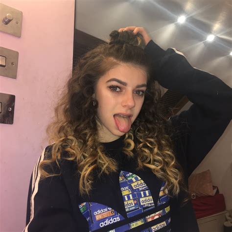 Ellie Louise Youtube