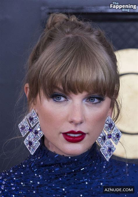 Taylor Swift Sexy Shows Off Her Stunning Figure At The 65th Annual Grammy Awards In Los Angeles
