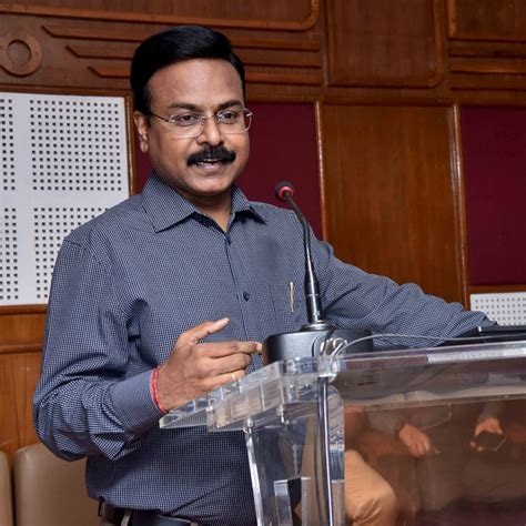 Dr C Anandharamakrishnan Director Csir Niist Interacting With Tata