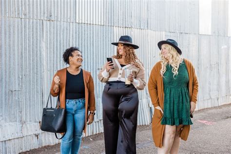Plus Size Fashion Celebrating Inclusivity And Confidence Postingshub