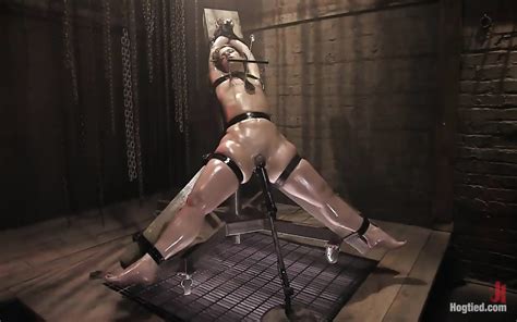 Pressed Past Her Clit Confines Eporner