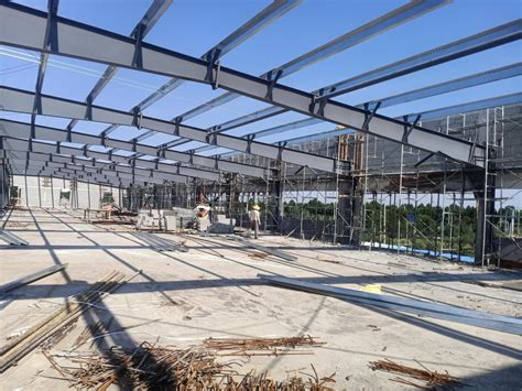 河南专业钢结构工程公司厂家 钢结构厂房楼房预算多少钱 钢结构翻新加固 郑州蔚蓝钢结构工程有限公司