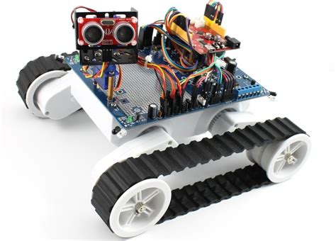 В чем принципиальное отличие arduino от робототехнических наборов