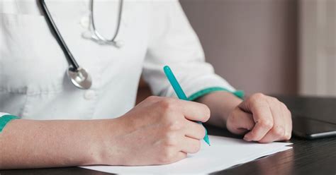 Когда нужна медицинская справка в детский сад сколько дней можно ходить в школу без справки