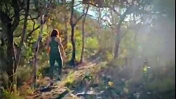 Esposa Casual Fodendo Com O Marido E Se Exibindo Ao Ar Livre Na Viagem De F Rias Xnxx Com