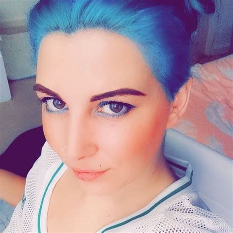 Cute Scottish Onlyfans Girl 💙🏴󠁧󠁢󠁳󠁣󠁴󠁿💙 Scrolller