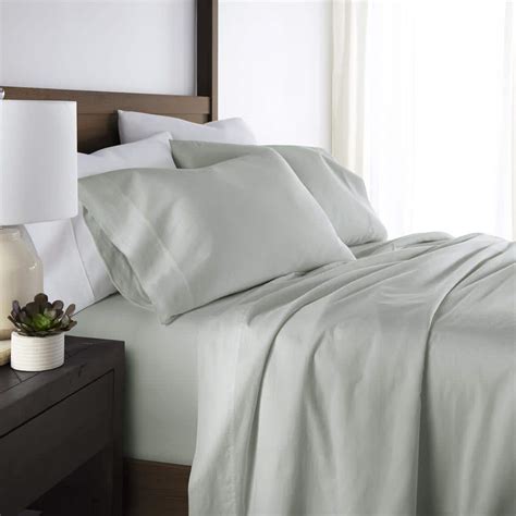 Reviews For Becky Cameron 4 Piece Green Mist 300 Thread Count Solid