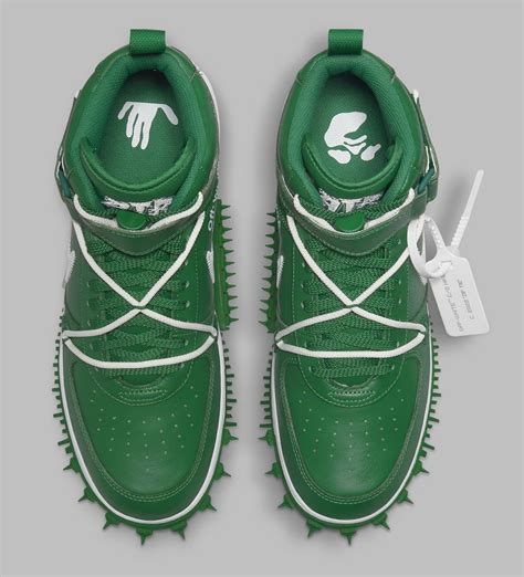 Detailed Look At The Pine Green Off White X Nike Air Force Mid Complex