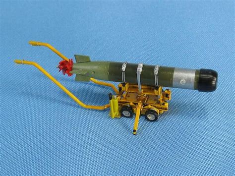 Metallic Details Mdr4851 Us Navy Torpedo Loading Cart With Mk46 T