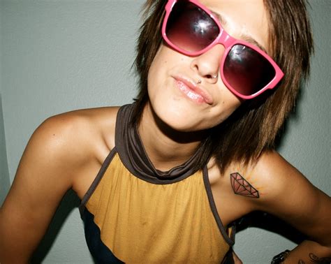 Dev I Love Her Dancing In The Dark Heart Sunglass Square