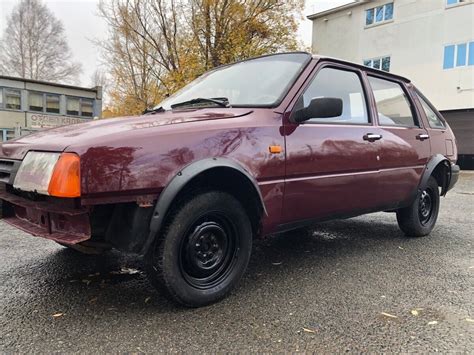 Купить б у Иж 2126 «Ода 1990 2005 1 7 Mt 85 л с бензин механика в Чебоксарах красный ИЖ