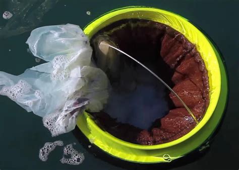 The Clever Floating Garbage Bins That Aim To Clean Up The Ocean Video Ocean Pollution