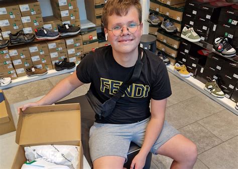 Neue Schuhe Für Nikolass Froschkönige