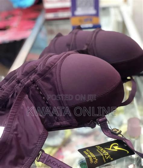 Binnys Premium Quality C Cup Solid Light Padded Bras For Sale Kwaata