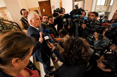 En direct - Affaire Grégory. Murielle Bolle mise en examen pour "enlèvement de mineur suivi de ...