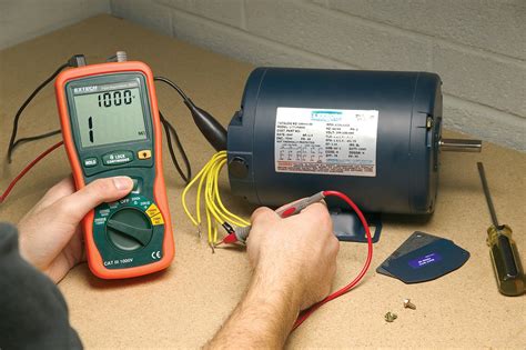 380260 Autoranging Digital Insulation Tester