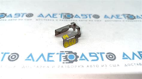 Скоба крепления топливной форсунки Infiniti Q50 14-15 3.7 17571-5L30A ...