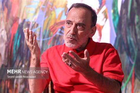 اعتقادی به نقاشان خودآموخته ندارم خلاقیت و نوآوری آموختنی نیست