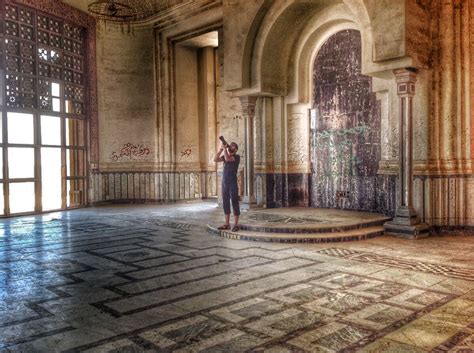 داخل قصر صدام حسين في بابل