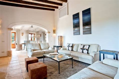 Средиземноморский стиль в интерьере квартиры и дома 100 фото