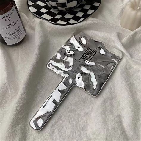 Дамско модерно ръчно огледало Badu Bg