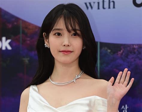 “아이유 ‘분홍신 표절 문제 논의 수차례 접촉했지만 응답 없었다”
