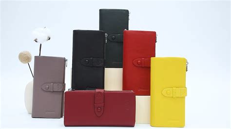 High Luxury Zipper Women Cell Phone Wallet Rfid Shielding Feature Female Genuine Leather Long