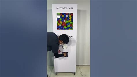 별솔렌탈 프로모션 행사장에 많이 렌탈되는 캡슐뽑기입니다 랩핑 면이 넓어서 홍보 효과도 좋습니다 캡슐뽑기 캡슐뽑기기기