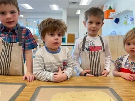 Why Mixed Age Classrooms Are A Perfect For Education