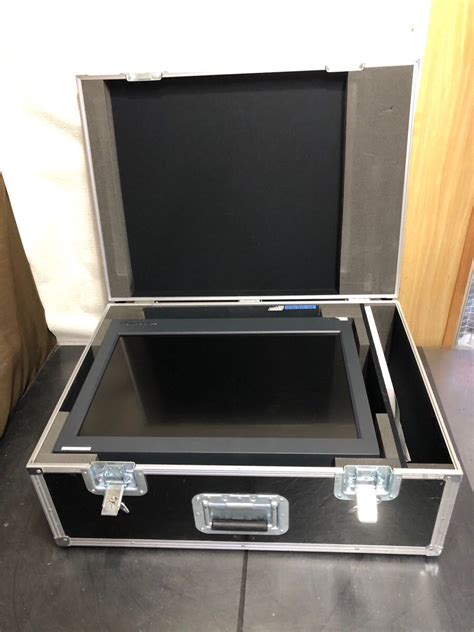 超弩級 レアibm 4k超高精細液晶ディスプレイ T221 超高精細22 2インチ プロユース液晶モニター ハードケース 取り扱い説明書付属⑤ 22インチ～ ｜売買されたオークション情報