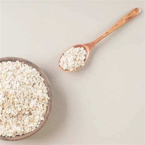 Mengenal 5 Manfaat Masker Oatmeal Bagi Kulit Sensitif