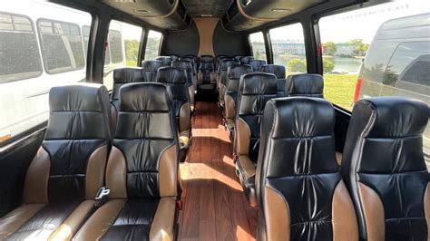 Mini Bus 25 Passenger Charter Bus Chicago