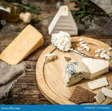 Différents Types De Composition De Fromage Image Stock Image Du