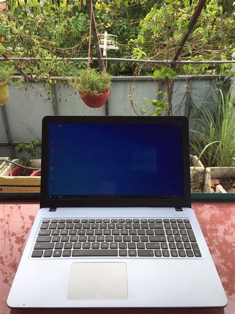 Laptop CŨ Asus Vivobook X540up Cpu Core I5 7200u Ram 8gb Ổ CỨng Hdd 1tb Ssd 120gb Vga Amd Radeon