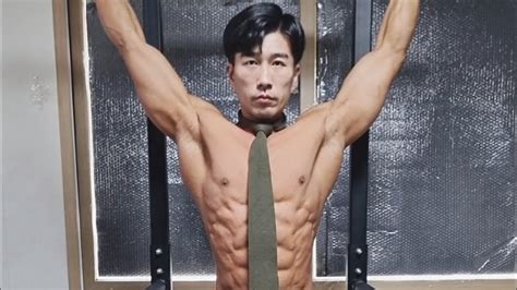 헬스35개월차 38살 아저씨 슈트 Youtube
