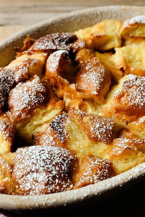 Classic Bread Pudding With Vanilla Sauce Artofit