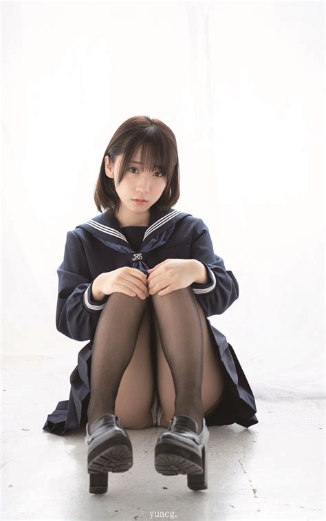 C97 [りんりんいおりん 伊織もえ ]1億3000万人の黒タイツ星人！黒だ白だ正義だ悪だ関係ないッ！！パンツが正義を守る 雨溪萌域