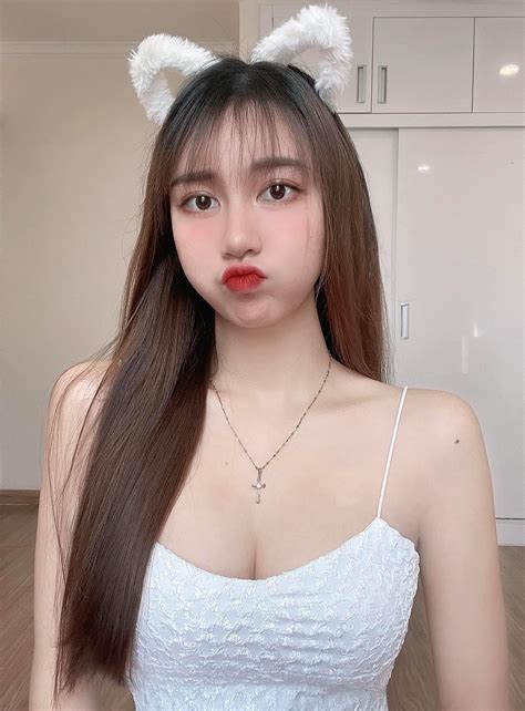 Hồ Ngọc Ý Nhi Nhi Mèo Ảnh Gái Xinh Việt Nam