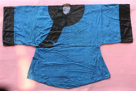 文博 客家服饰：“交领右衽”传千年掌上梅州