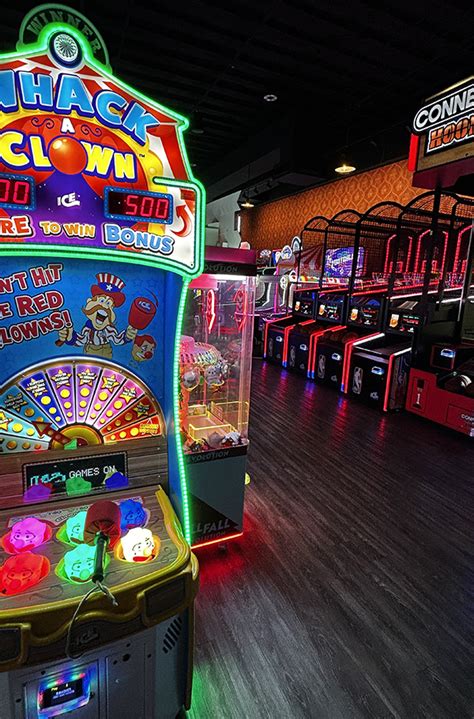 Colorado Springs Roadhouse Cinemas Dine In Movie Theater