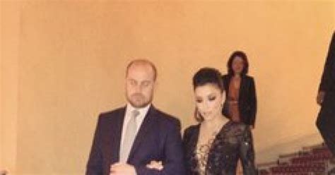 에바 롱고리아 중요 부위 노출에 이제 의상 사고는 없다